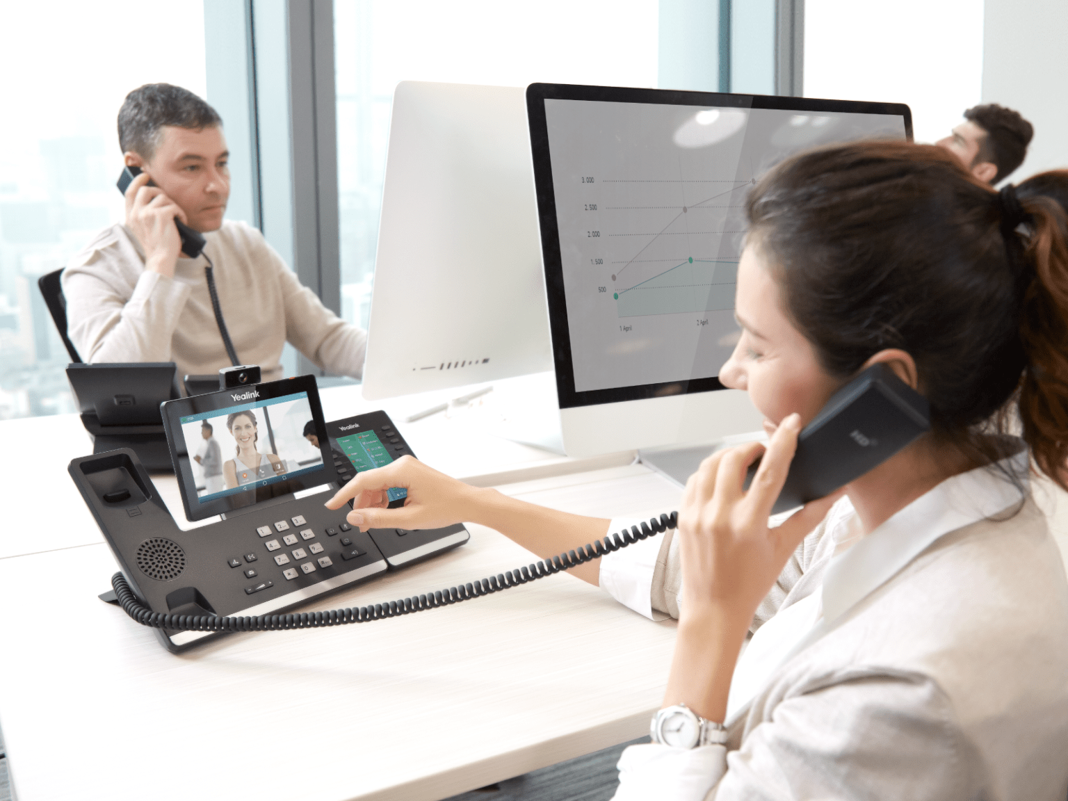 5 Reasons Why Every Small Business Needs Video Calling